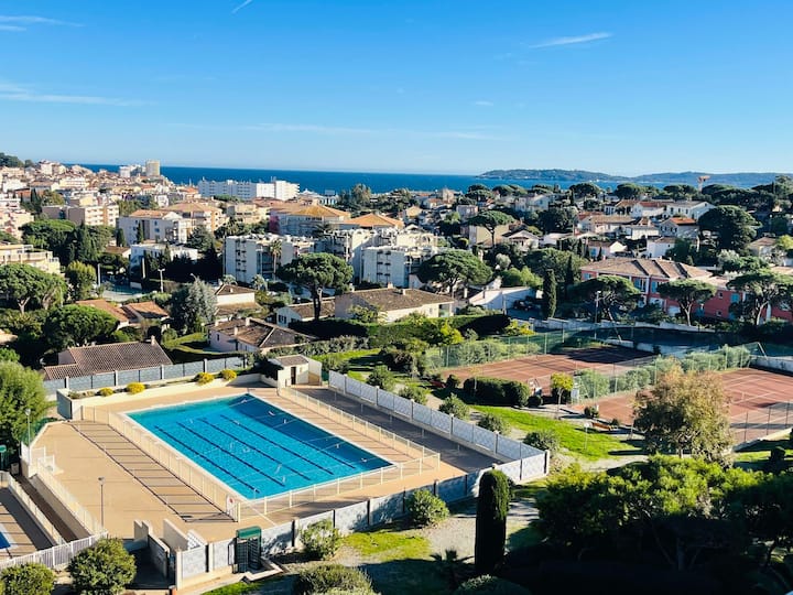 Appartement Avec Vue Mer Pour 4 à Sainte-maxime. - Sainte-Maxime