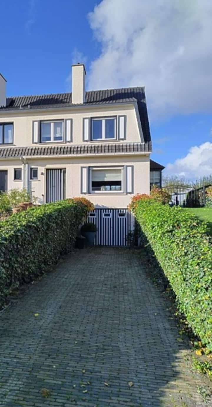 Zeebrugge Maison D'alizée
(Met Strandcabine) - Bruges