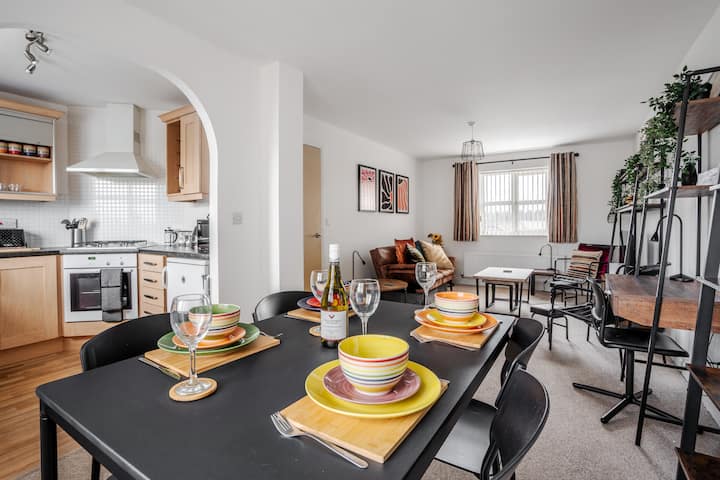 Modern West Derby 2br | Freeparking | Nr Alder Hey - Liverpool