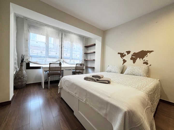 Big Sunny Flat With 4 Bedrooms In Palma Center - Palma