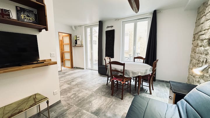 2 Pièces Avec Extérieur - 10 Minutes De Montmartre - Le Marais