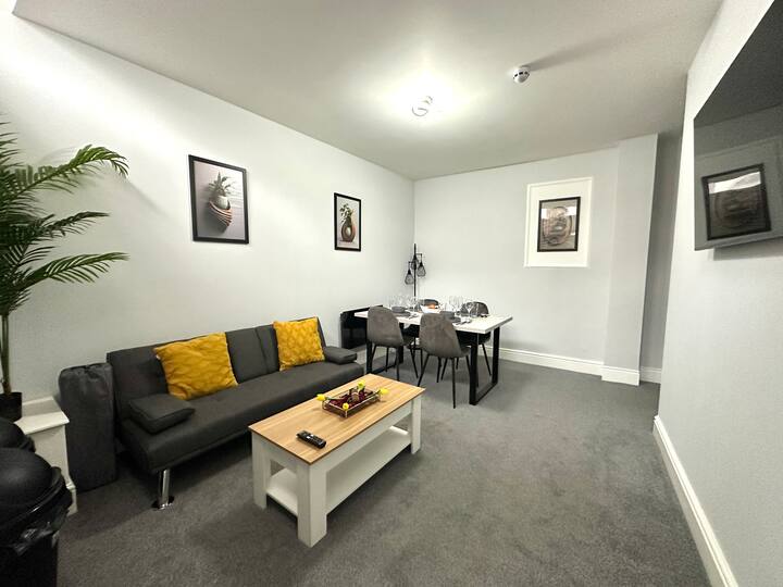 Open Mind Property - Cosy Flat With 2 Beds - Portsmouth