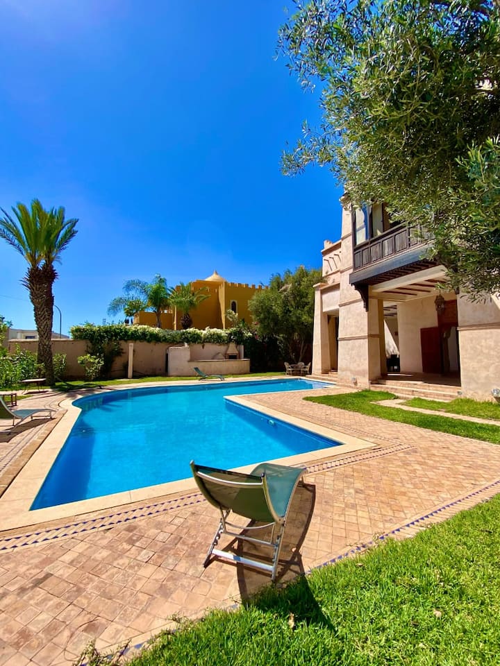 Superbe Villa  Style Riad Avec Piscine Et Vue Mer - Agadir