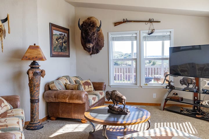 Yellowstone River Ranch Lodge - Makoshika State Park, Glendive