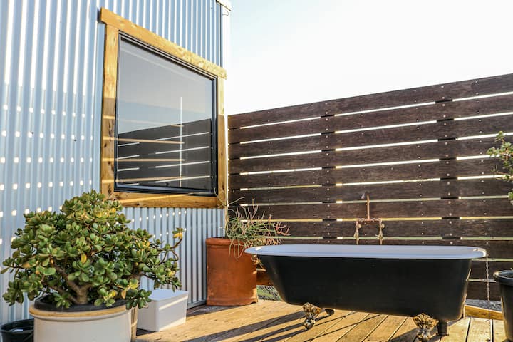 Our Tiny Farm Getaway - Lake Macquarie