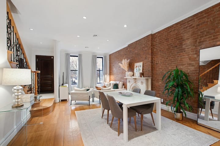 Luxury Oasis In Manhattan - Manhattan, NY