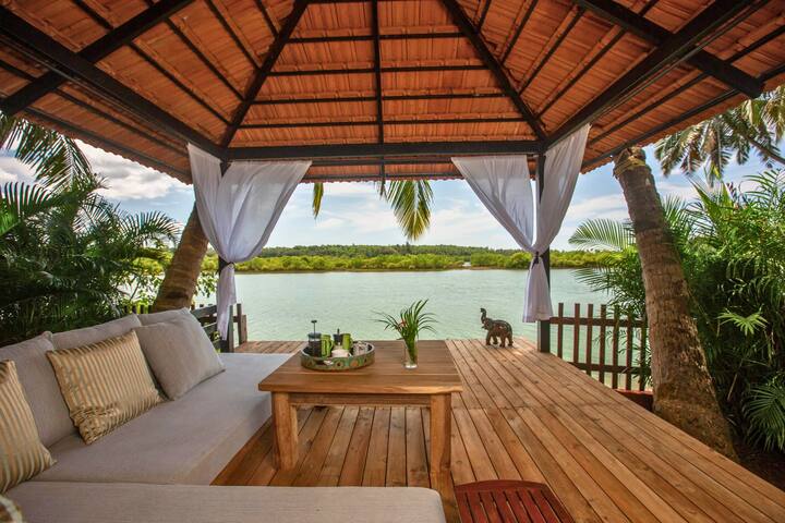 Riverside Paradise | Boutique Villa On The River! - Inde