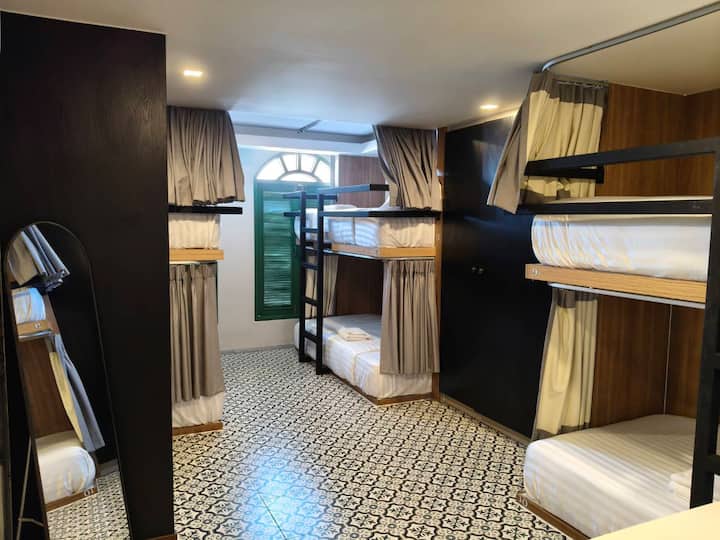 Room 401 Family Room For 6 People - Phuket