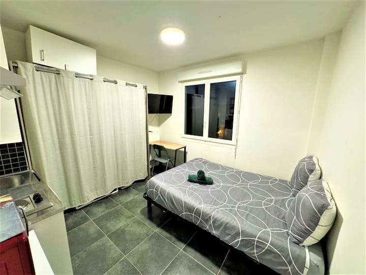 Studio Confortable Proche Gare - Melun