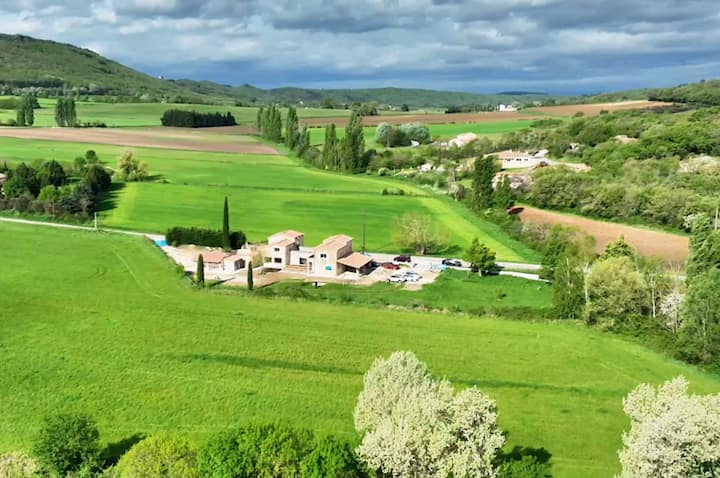 Mas Bleu En Drôme Provençale à La Touche - Drôme