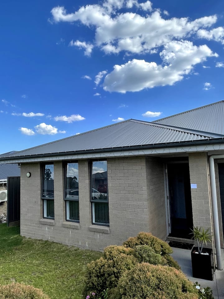 New Home Close To Hunter Valley - Lochinvar