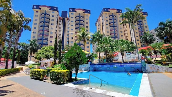 O Surpreendente Sol Das Caldas Em Caldas Novas - Caldas Novas