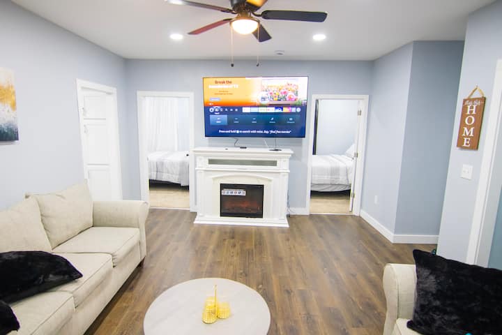 Fully Furnished 1st Floor Retreat, Comfort Awaits - Minot, ME