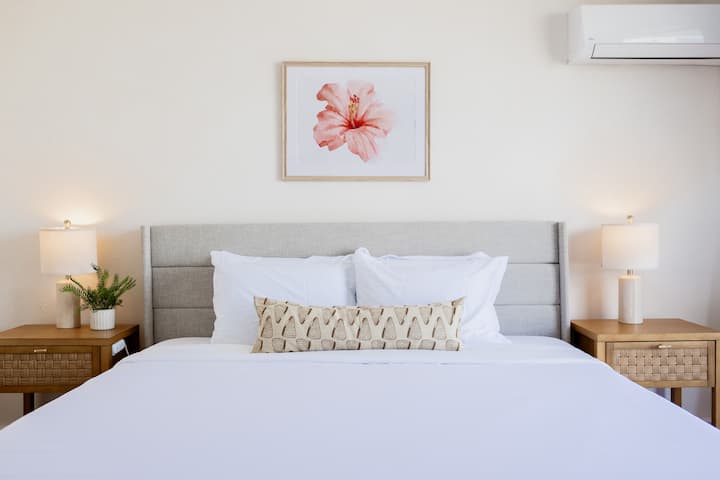 The Hibiscus Hale At Royal Garden Waikiki - Honolulu