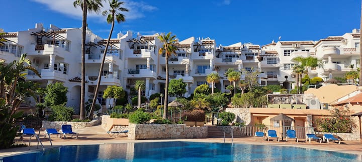 Penthouse • Mountain View • Golf • Family Wi-fi - Mijas