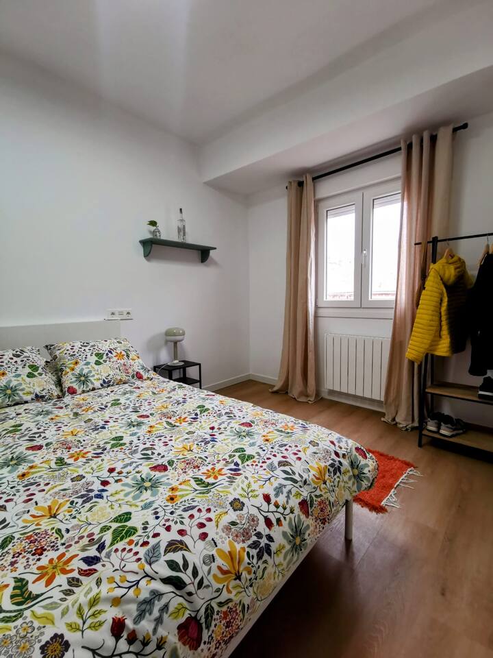 Habitación Doble En Bermeo - La Casa De Lola (N*3) - Basque Country