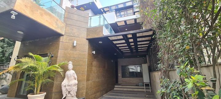 5 Bhk Nivasa Villa Near Cyberhub, Gurugram - グルガーオン