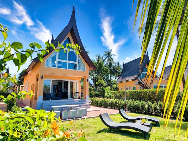 Ocean Half Moon Beach Villa - Ko Chang