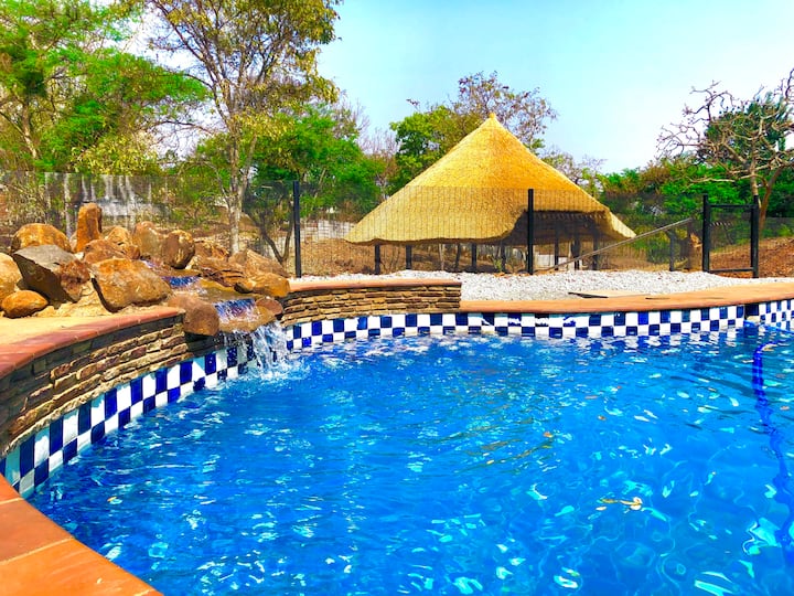 Myfavecasa Luxurious Guesthouse, Borrowdale Harare - Harare