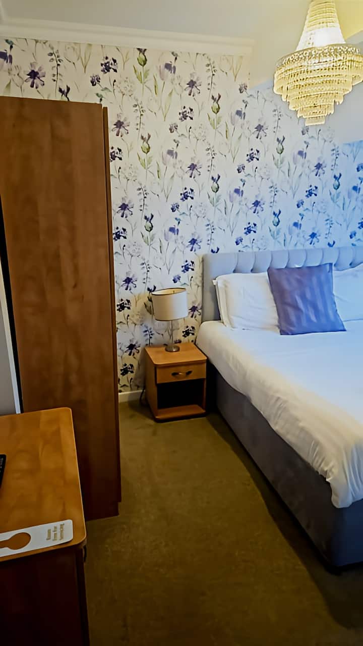 Double Room With Private Bathroom - Otterburn