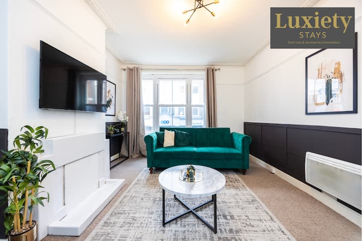 Modern 3br Home City Centre By Luxiety Stays - Chelmsford