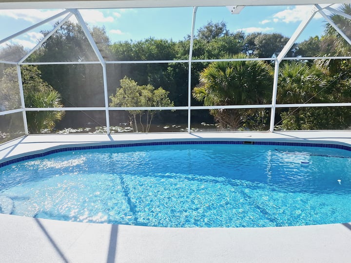 Waterview Oasis! Heated Pool, Wi-fi, Near Beaches! - Sebastian, FL