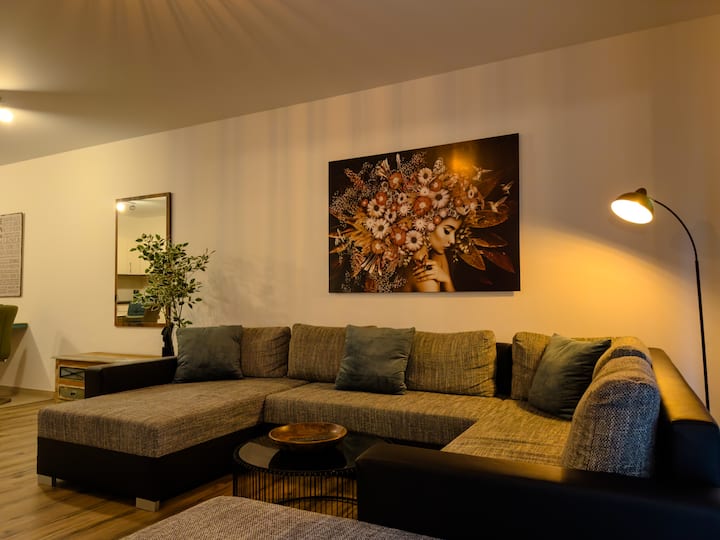 Ruhig Gelegenes 3-raum City App Jena - Jena