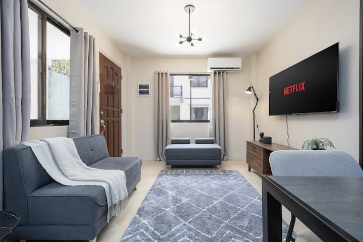 3br House For Groups With Parking, Wifi & Netflix - Cebu