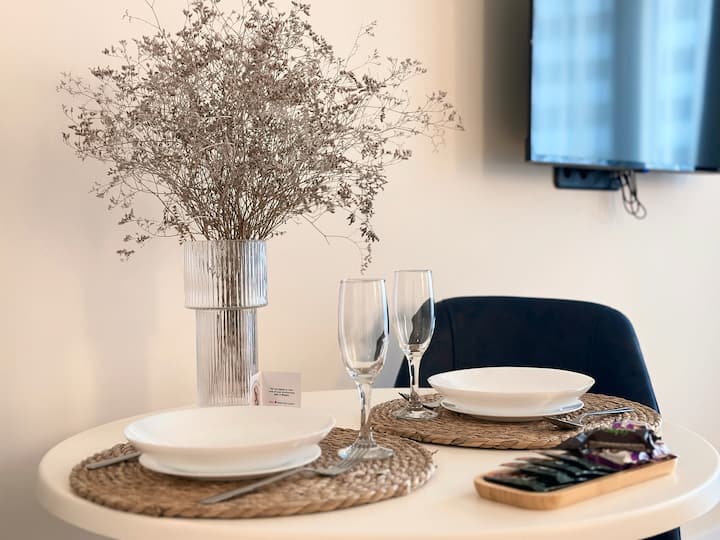 Bedroom & Livingroom | 32 Floor | Mountain & Sea - Batumi