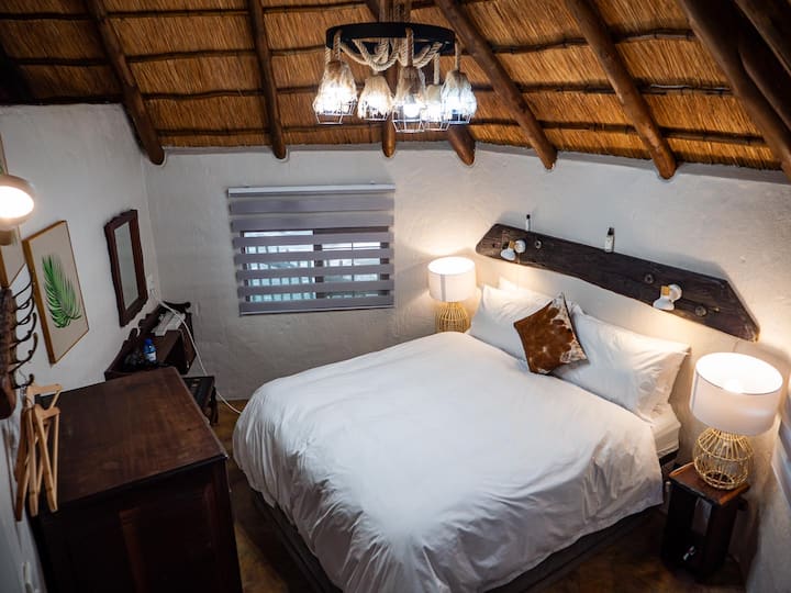 Kruger Maroela Lodge & Spa - Lodge Chalet 4 - Marloth Park