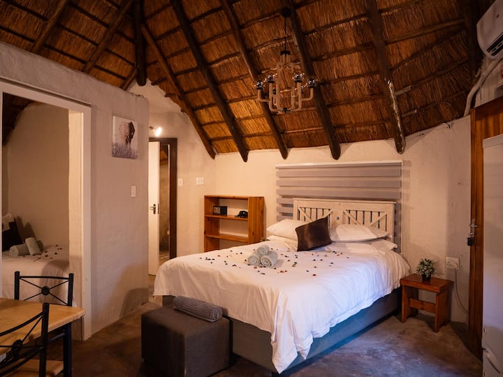 Kruger Maroela Lodge & Spa - Lodge Chalet 2 - Marloth Park