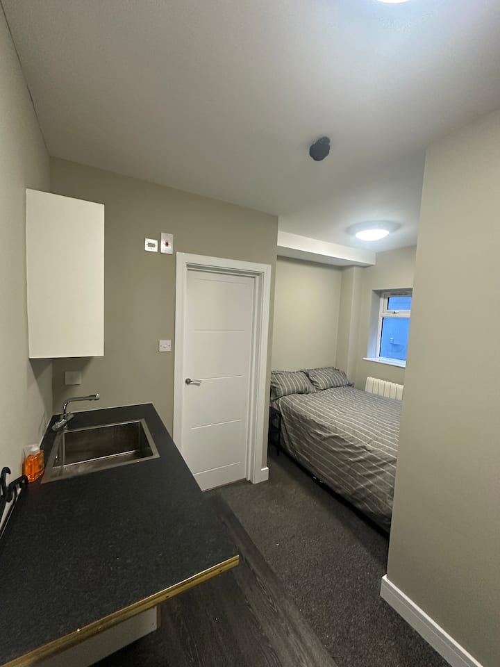 Studio Flat Ideal For Contractor - Harpenden
