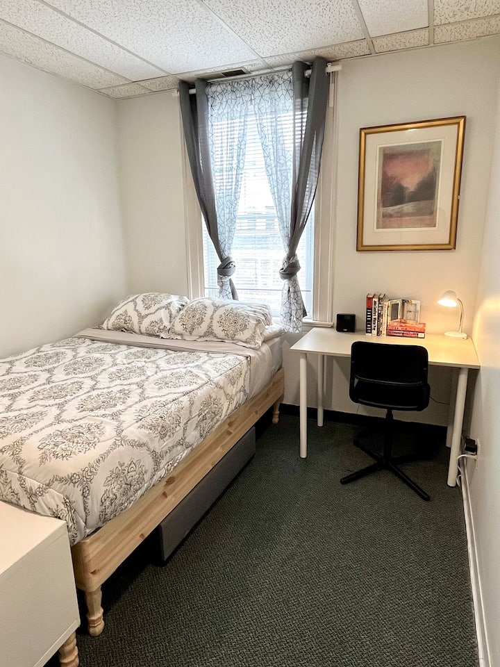 Bright & Stylish-living  For Yale Guest - New Haven, CT