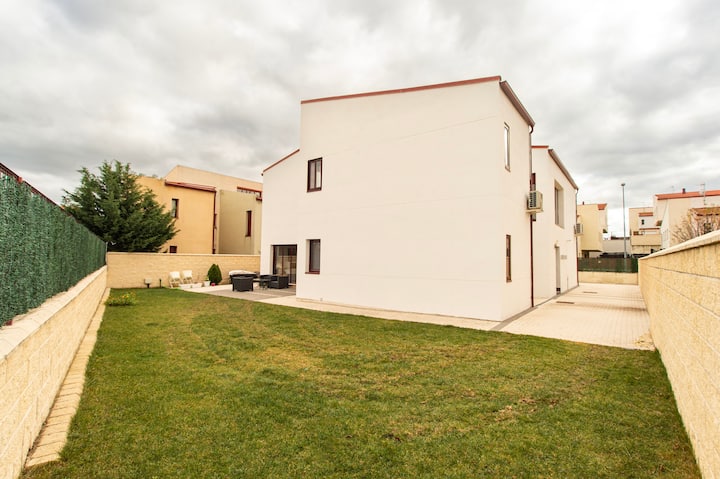 Cabana Rentals - Luminoso Chalet Cerca De Segovia - Segovia
