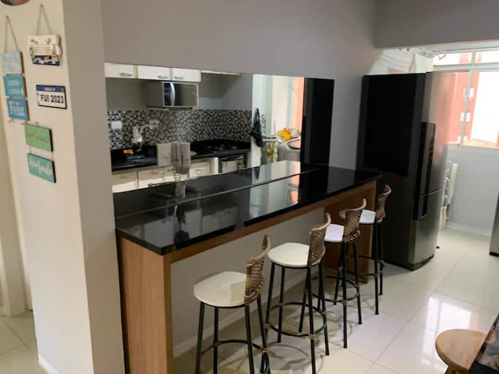 Apto 6 Pessoas 500m Mar Guarujá - Guarujá