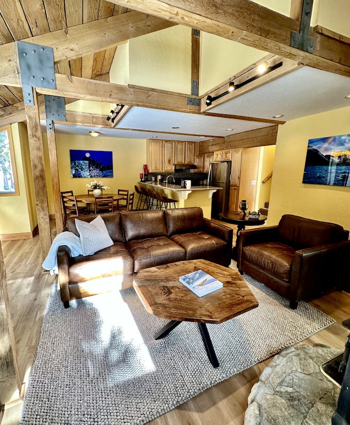 Newly Remodeled, Cozy Condo In Mammoth Lakes! - June Lake, CA