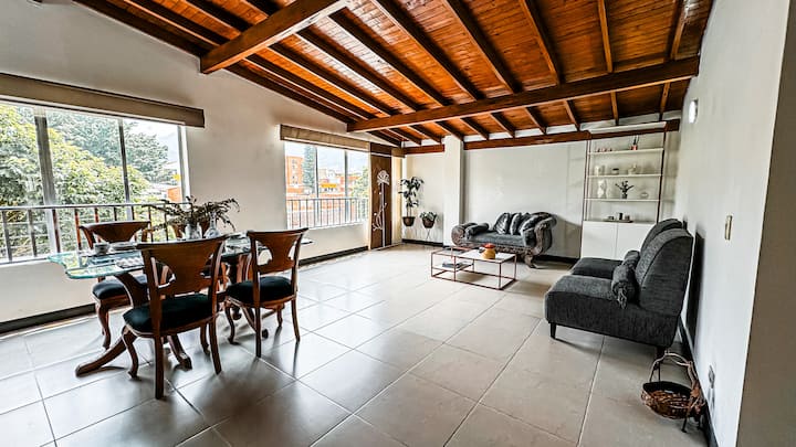 Espacioso Apartamento En Belen/4 Br/5 Min Unicentr - Medellín, Colombia