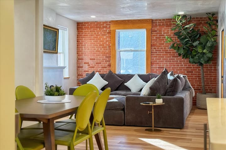 Marcy Street Penthouse: Located On The Plaza! - Santa Fe