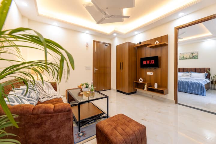 Zestliving | Premium 1bhk Near Golf Course Road - Gurugram