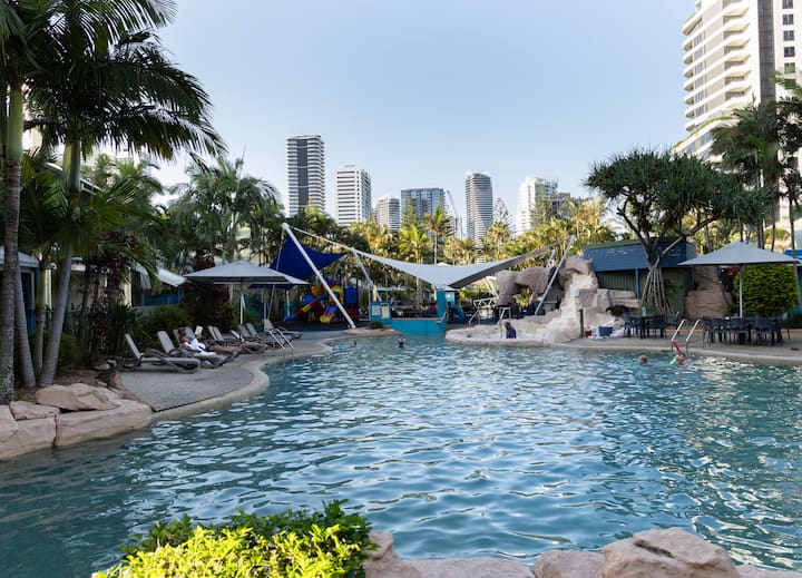 Diamond Beach Retreat - Gold Coast