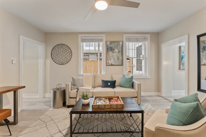 Modern Retreat In Historic Downtown Frederick - Frederick, MD