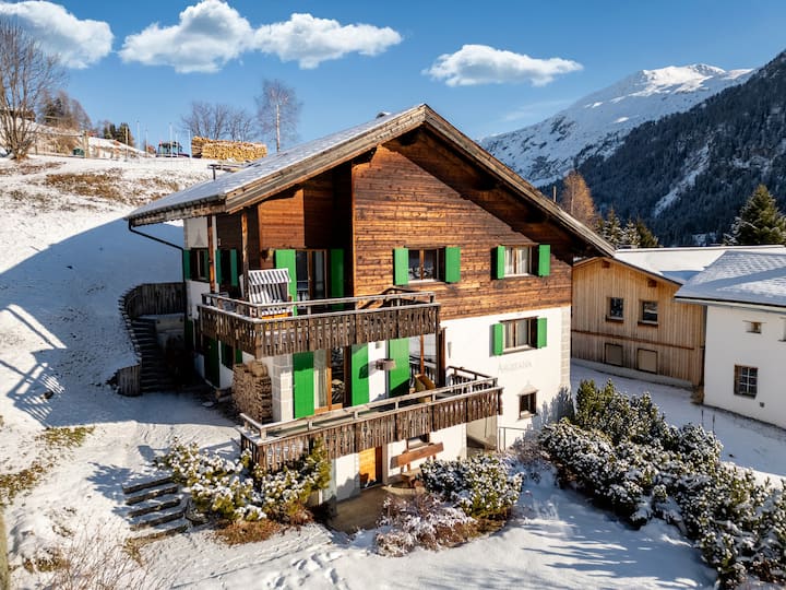 A&y Chalet Didi Lakesidewellness | 5 Br | Sauna - Davos