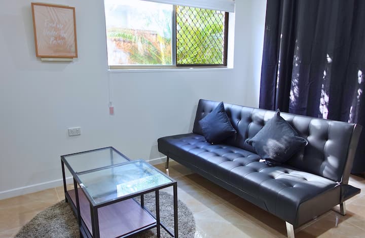 One Bedroom Unit With Netflix And Fast Wifi - Logan City