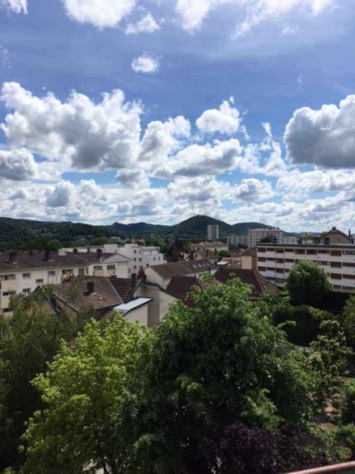 Cocon Avec Vue Tout éQuipé Proche Gare - Parking - Besançon