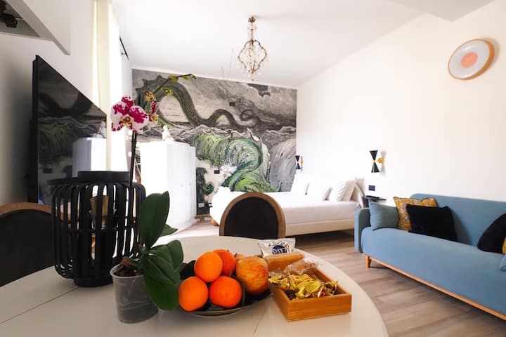 Suite 54 • Boutique Stay In Vibrant Chinatown - Milánó