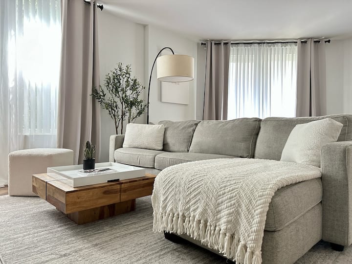 Spacious Hideaway In Mdr - Marina Beach Marina Del Rey