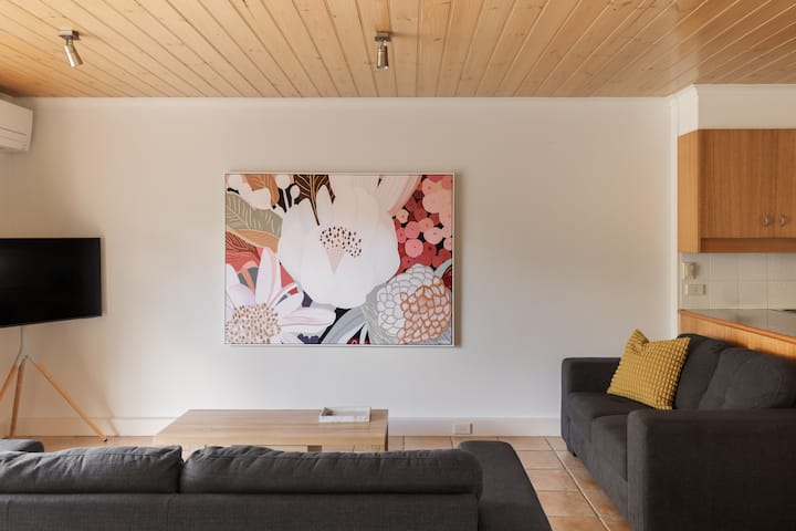 Cora Lynn - Apartment 3 - Private Beachside Escape - Lorne