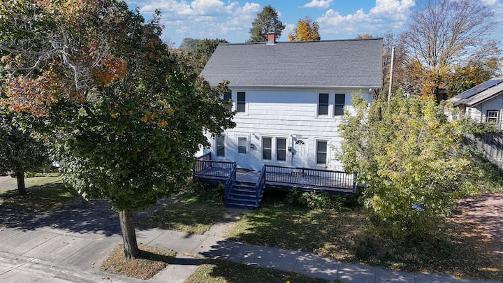 Pet Friendly Urban Escape - Wausau, WI