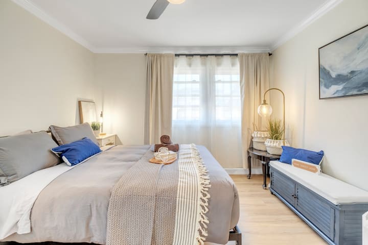 New! La Prime Location 2 Bedrooms Home In Sgv - Monterey Park, CA