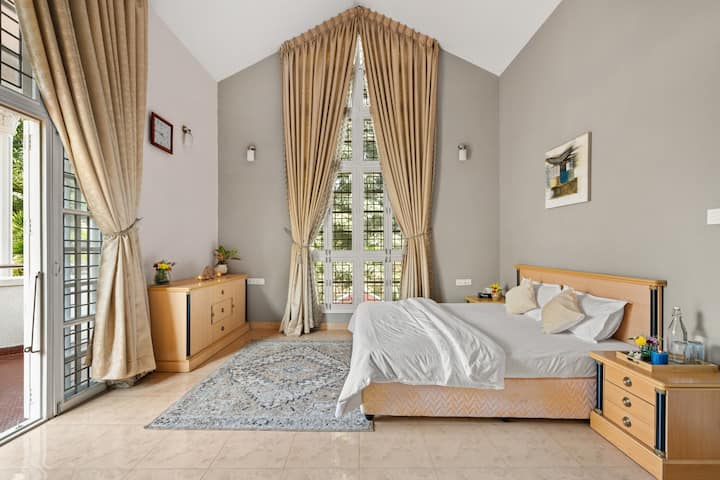 Nature's Novelle Spacez Luxury Villa - バンガロール